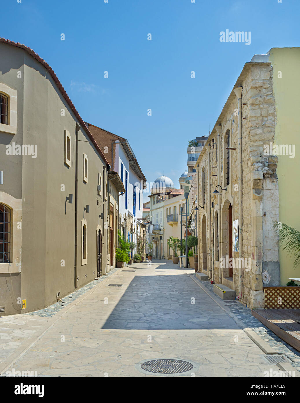 Limassol streets hi-res stock photography and images - Alamy