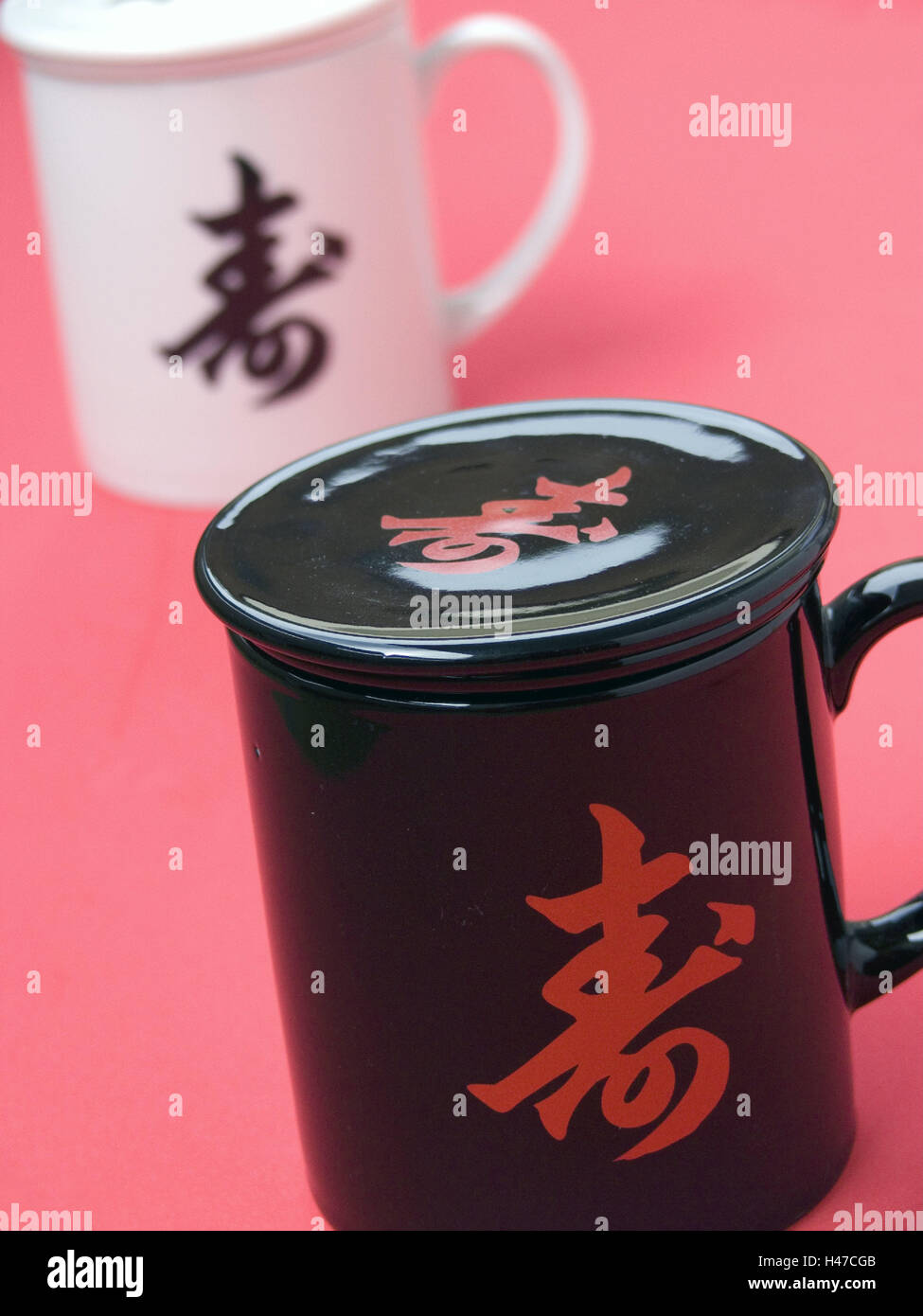 Teacups, figure, in Chinese, cups, mugs, tea vessels, black, white ...