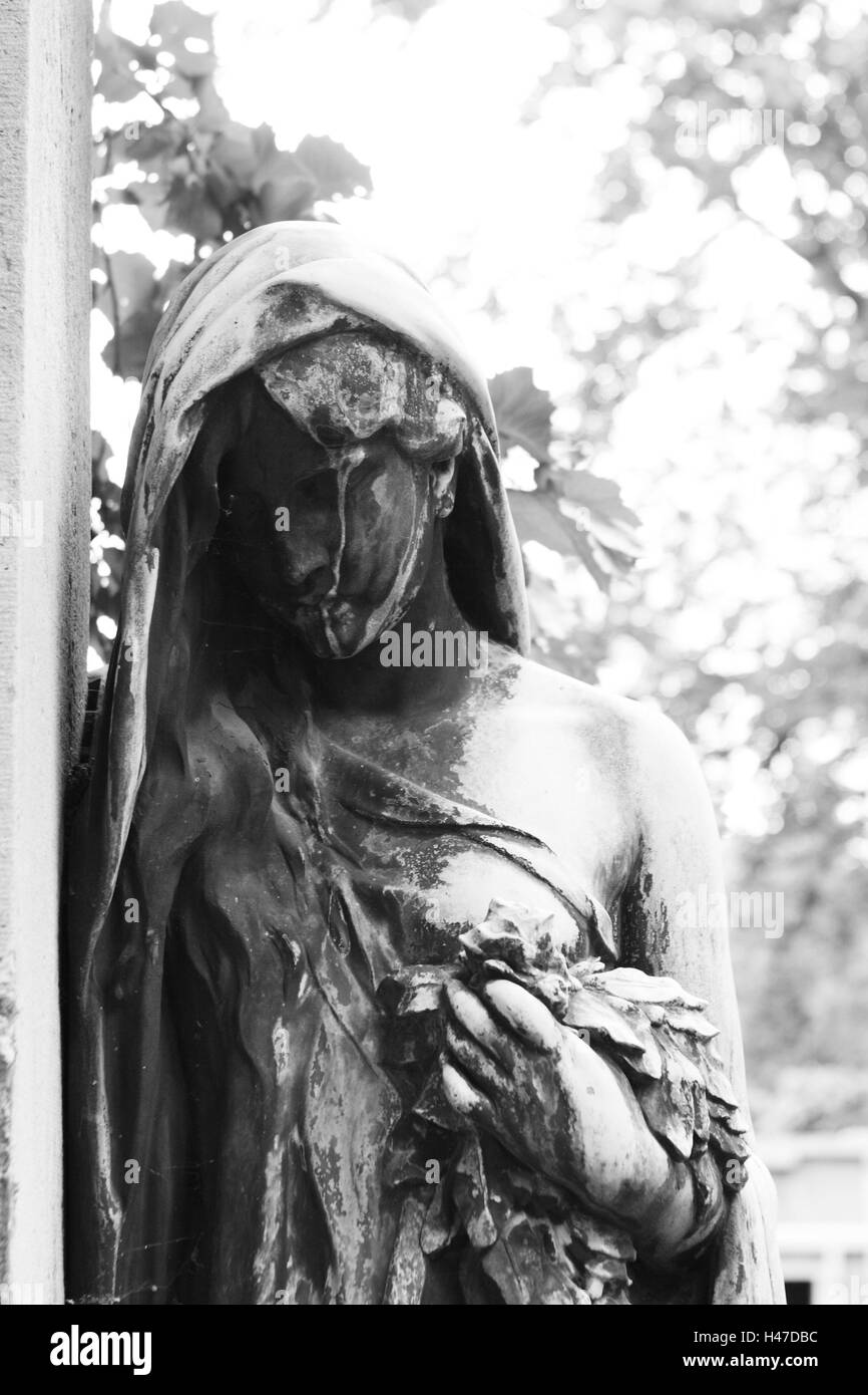 grave yard, grave, statue, female, detail, s/w Stock Photo - Alamy