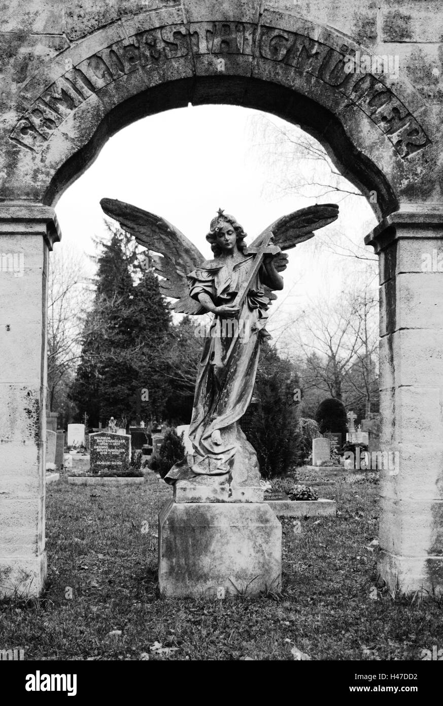 Cross and bow hi-res stock photography and images - Alamy