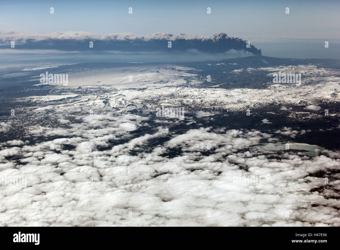 Iceland, Eyjafjallajökull, volcano eruption, ash cloud, view from the ...