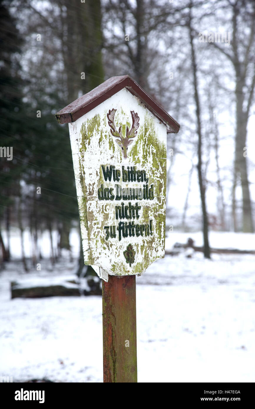 Park, sign, protection animals, winter Stock Photo - Alamy