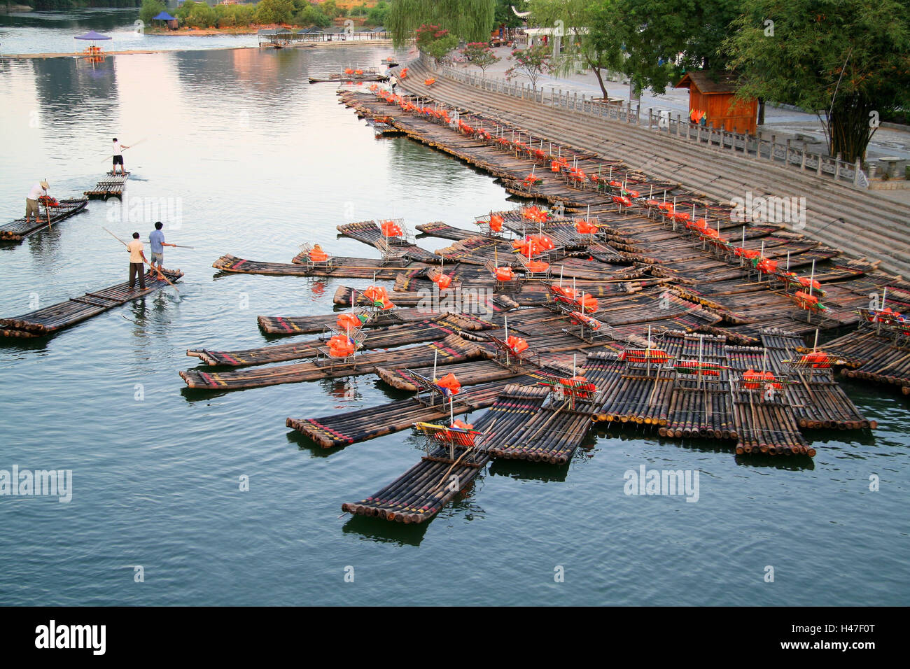 China, Yulong river, tourism, raft-river journeys Stock Photo - Alamy