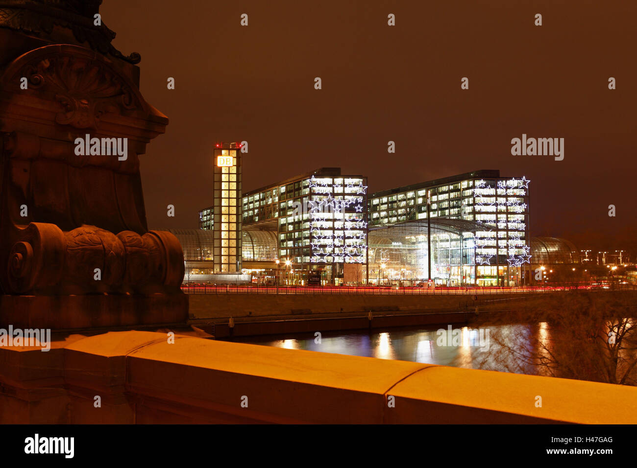 Moltke bridge central hi-res stock photography and images - Alamy