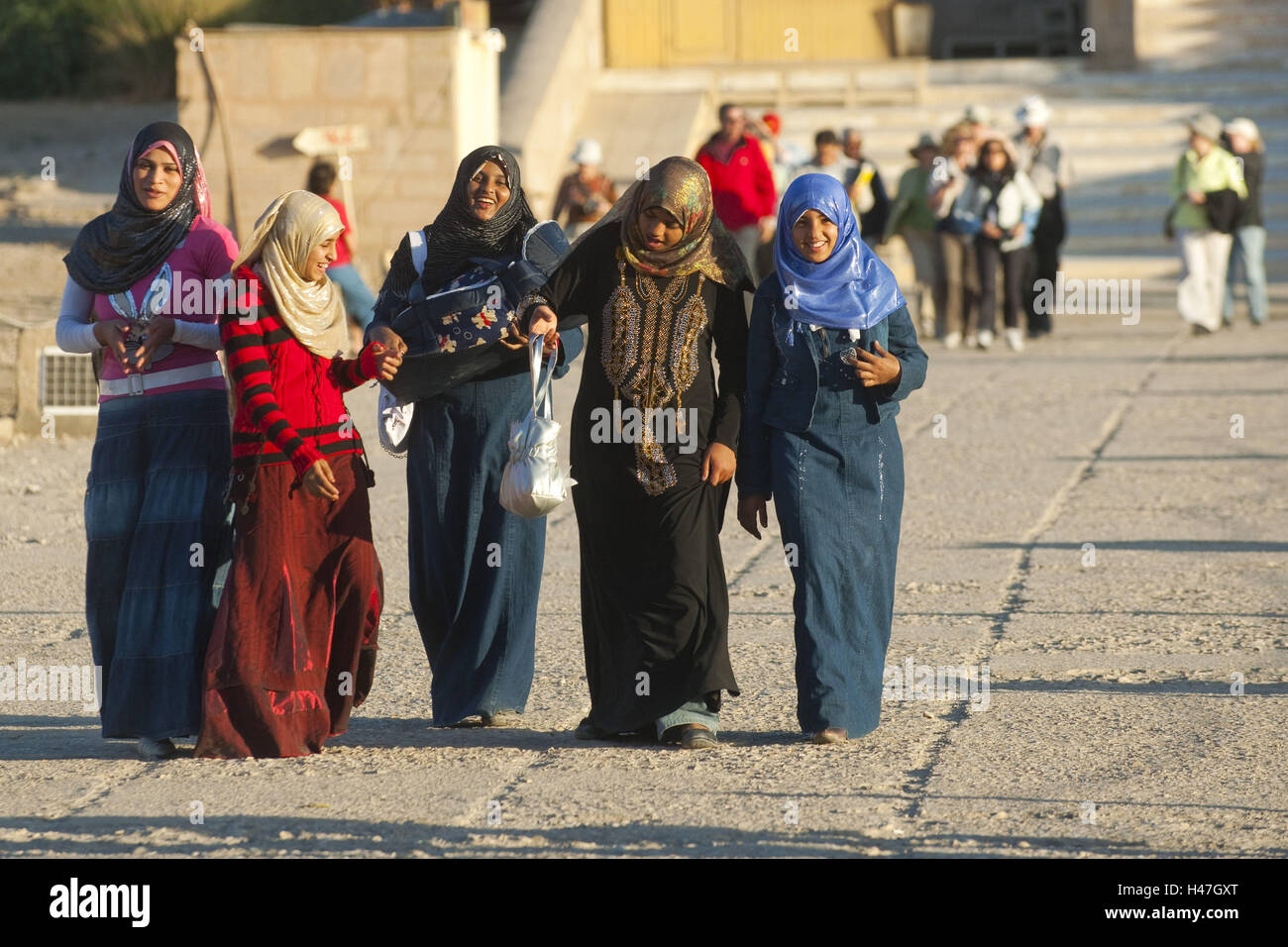 Group of egyptian people in egypt hi-res stock photography and images ...
