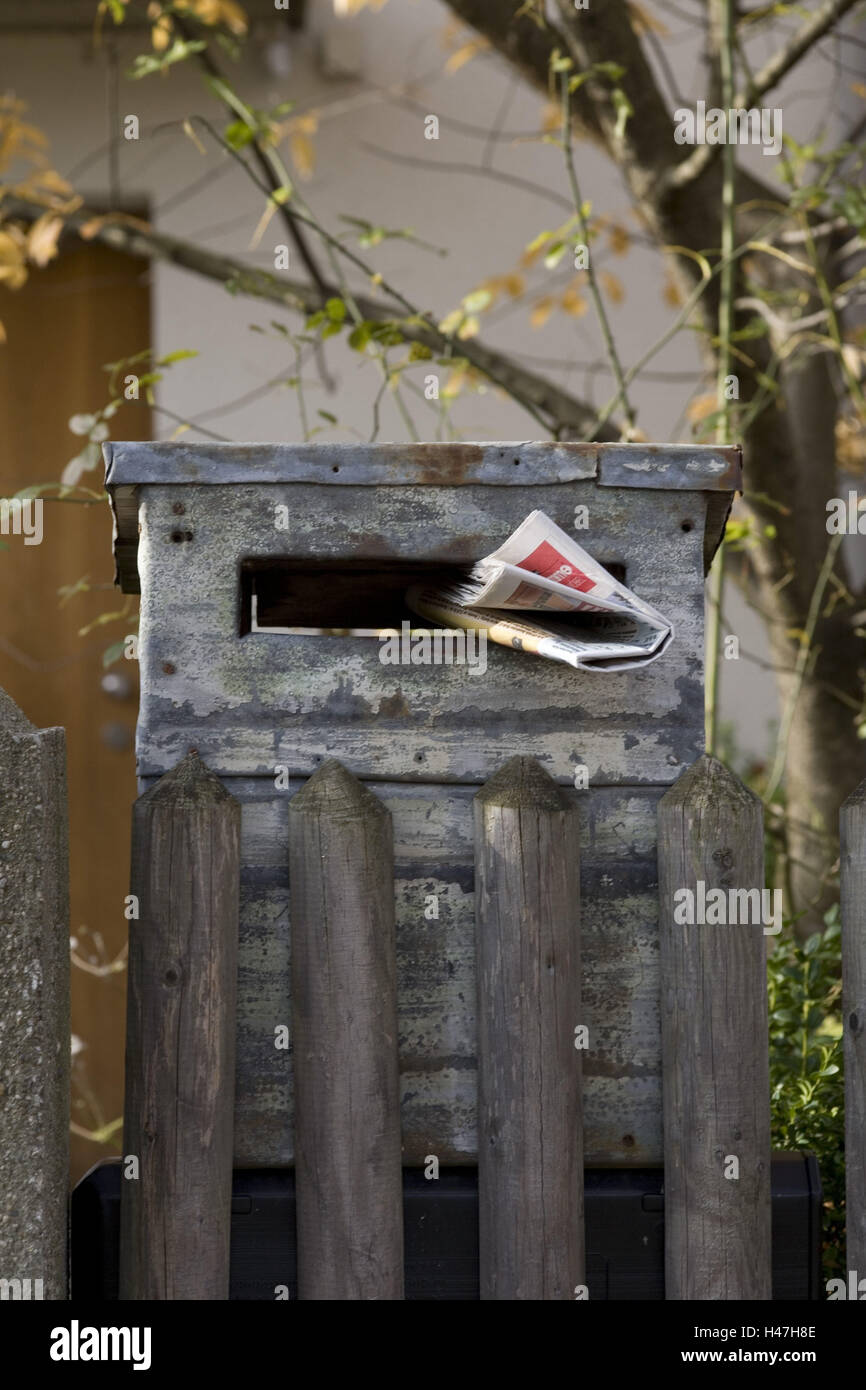 rusted mailbox with newspaper Stock Photo - Alamy