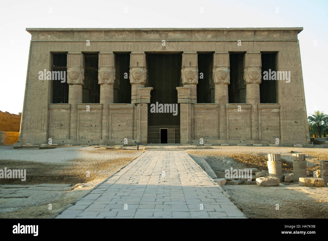 Kena temple hi-res stock photography and images - Alamy