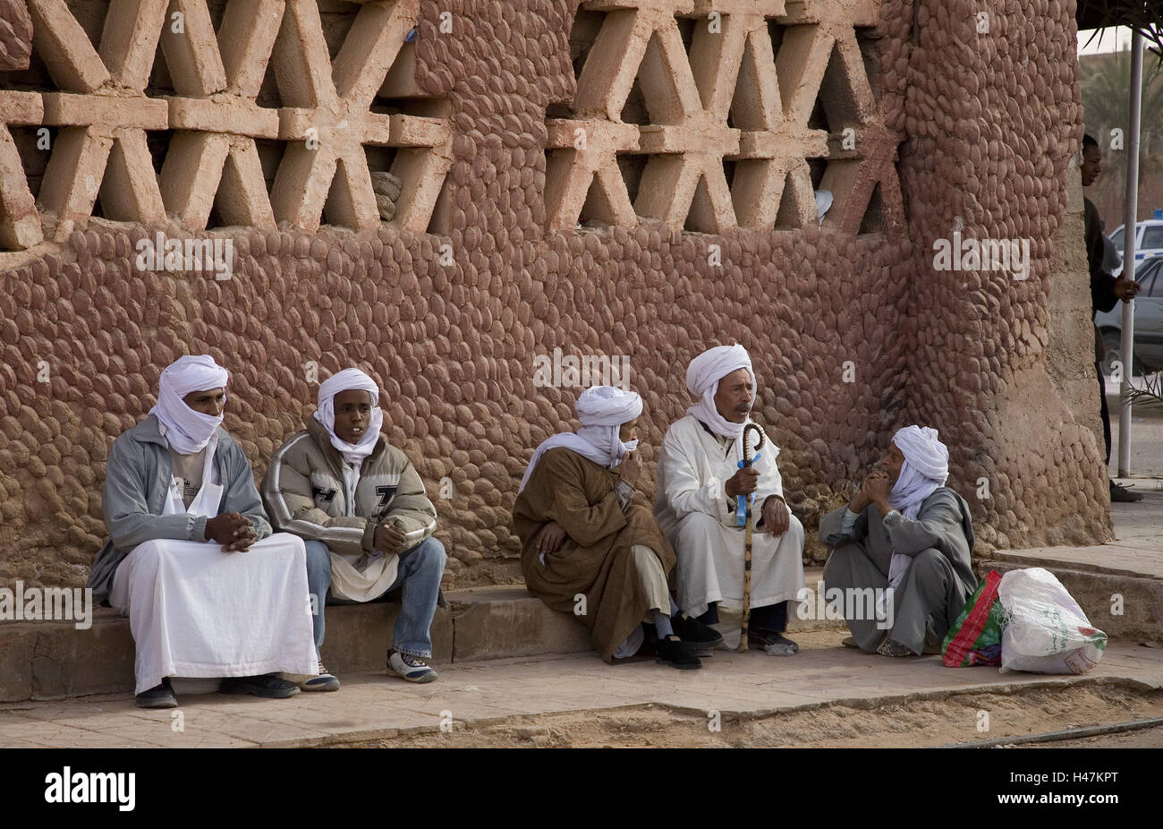 Algeria, Timimoun, marketplace, men, conversation, Africa, wild region ...