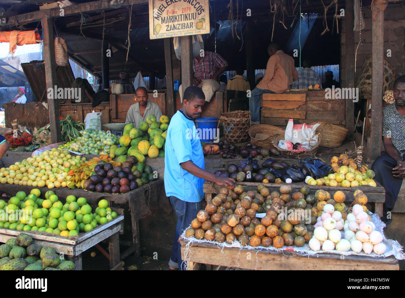 Zanzibar stone town hi-res stock photography and images - Alamy