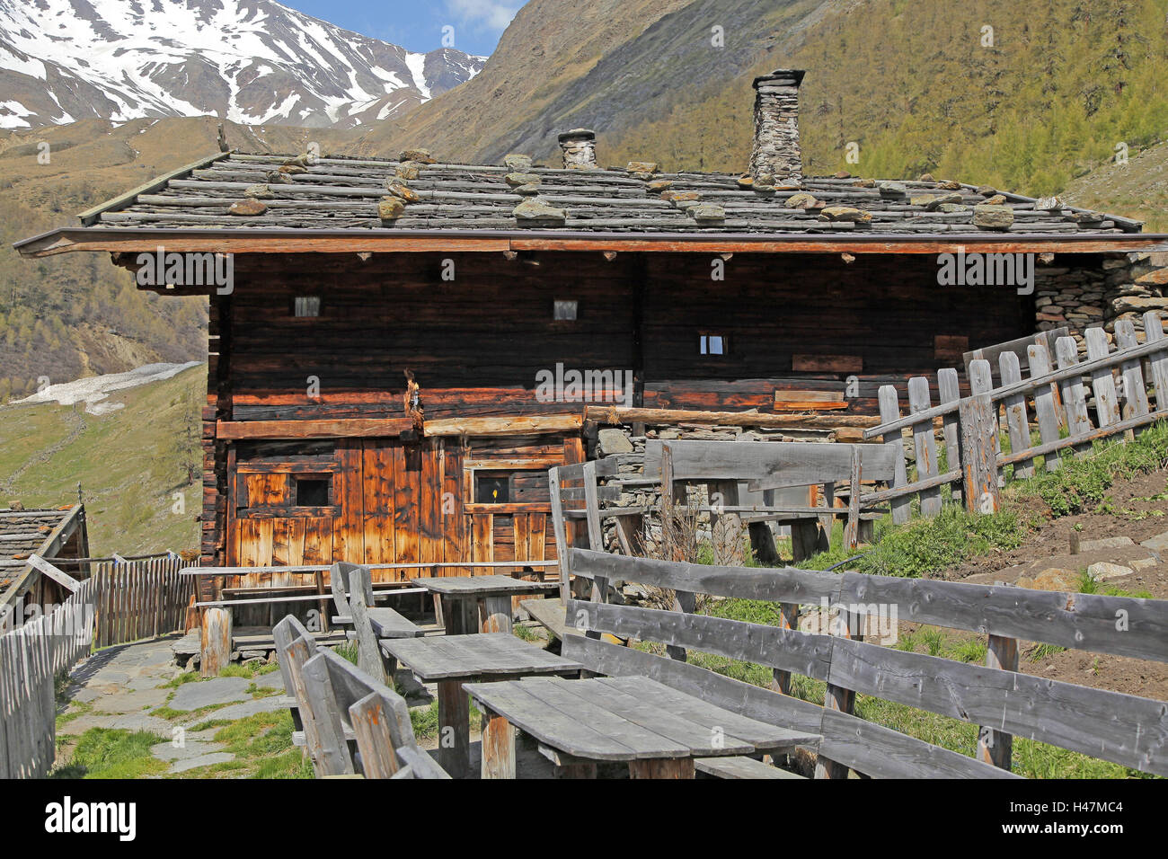 Alpine hut in the pfossental hi-res stock photography and images - Alamy