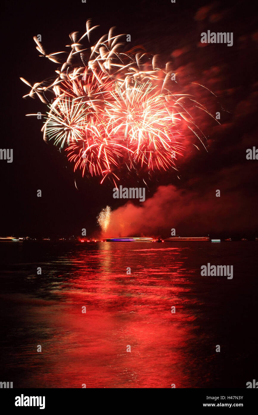 Night swimming fireworks hi-res stock photography and images - Alamy