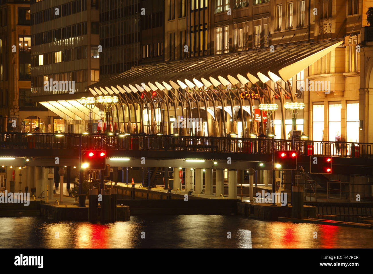 Germany, Hamburg (city), Alsterfleet and Alster Stock Photo - Alamy