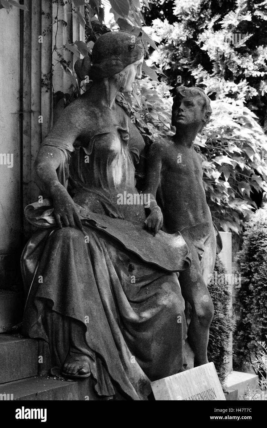 Statue of mourning mother Black and White Stock Photos & Images - Alamy