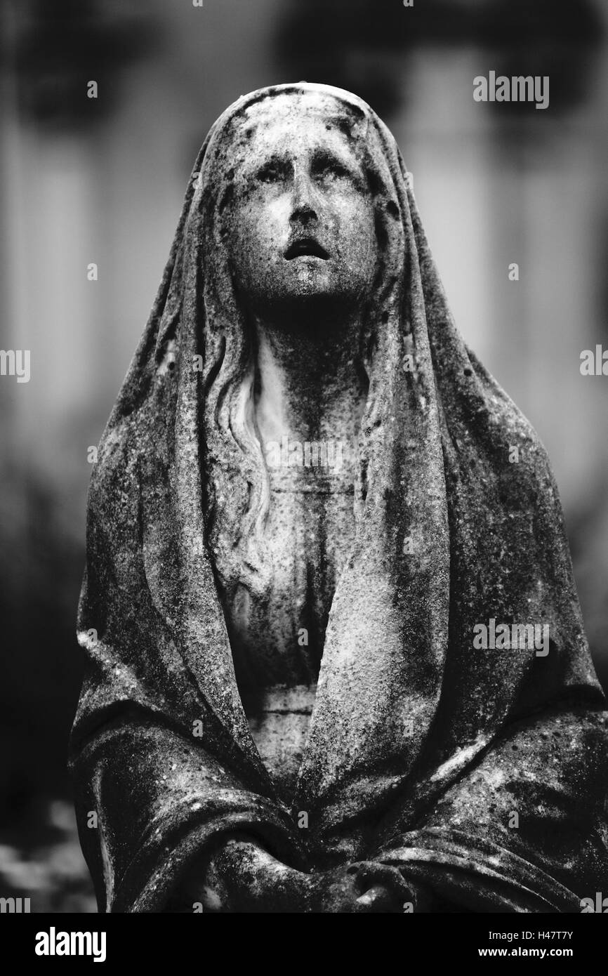 grave yard, grave, statue, female, s/w Stock Photo - Alamy