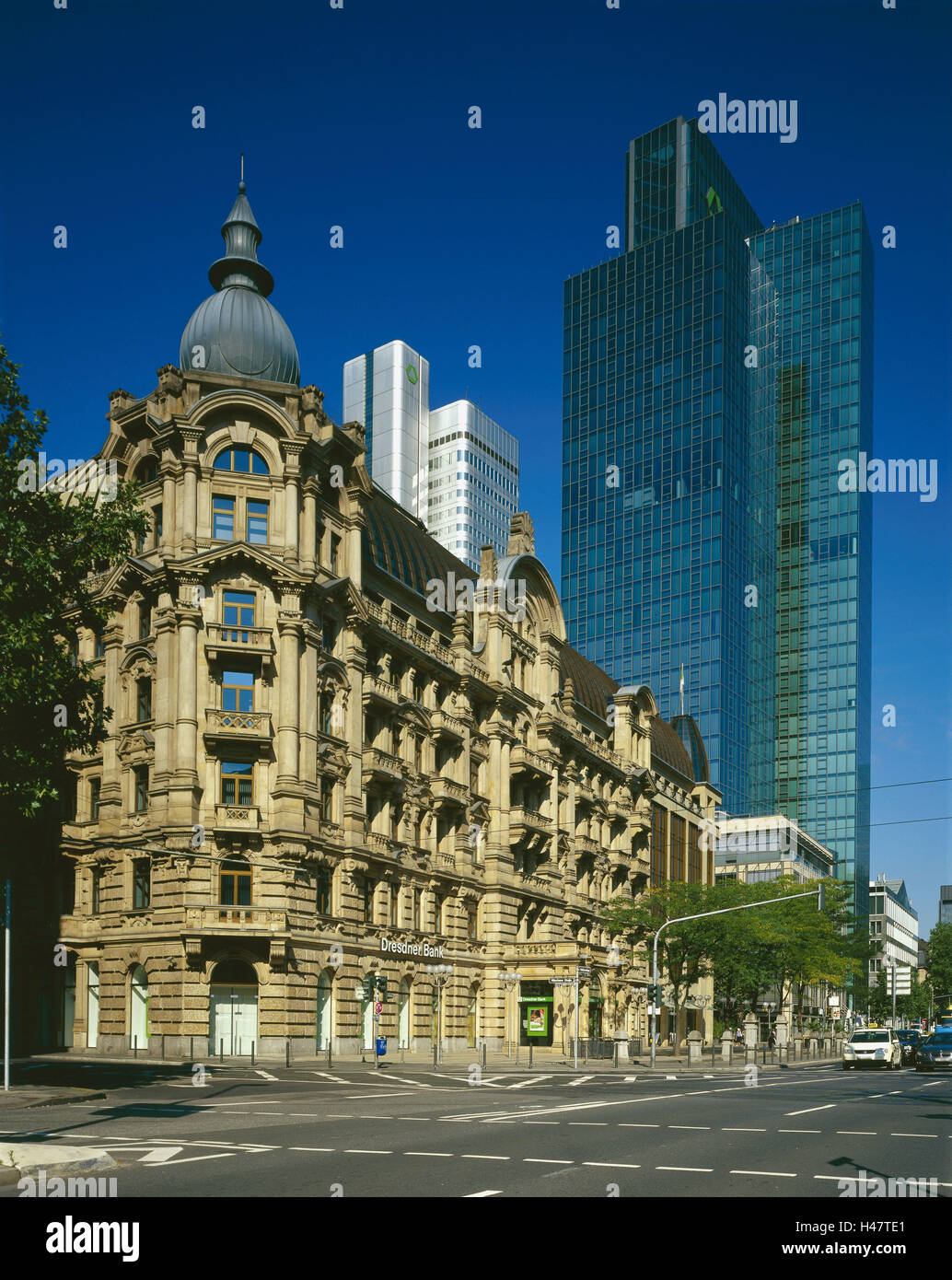 Germany, Hessen, Frankfurt on the Main, bank, the Dresdner Bank ...