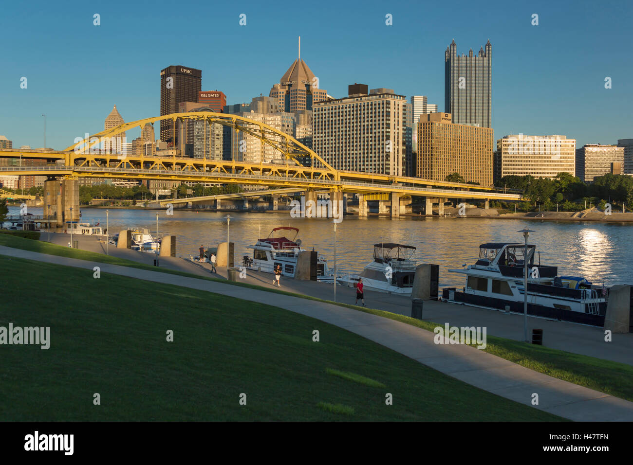 NORTH SHORE RIVERFRONT PARK ALLEGHENY RIVER DOWNTOWN SKYLINE PITTSBURGH ...