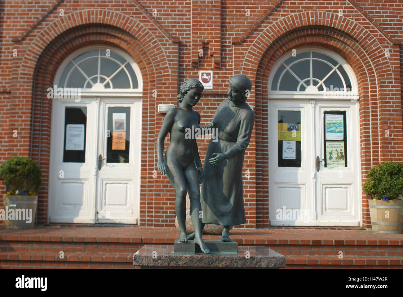 Germany, Lower Saxony, island, Juist, bath house, forecourt, sculpture ...