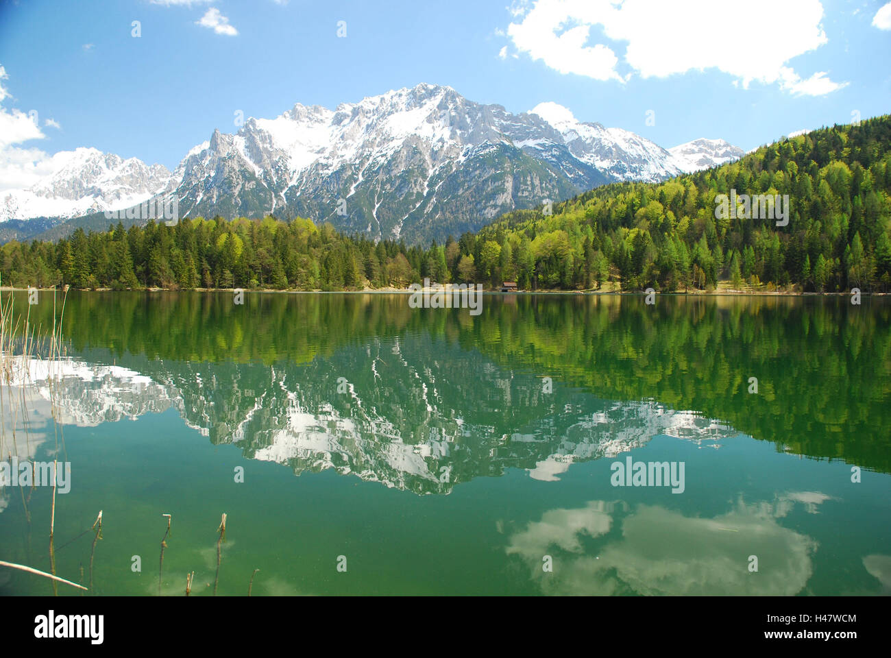 Germany, Bavaria, Werdenfels, Mittenwald, loud lake, Karwendel ...