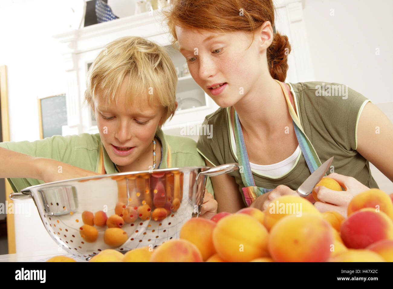 Children, cuisine, apricots Stock Photo - Alamy