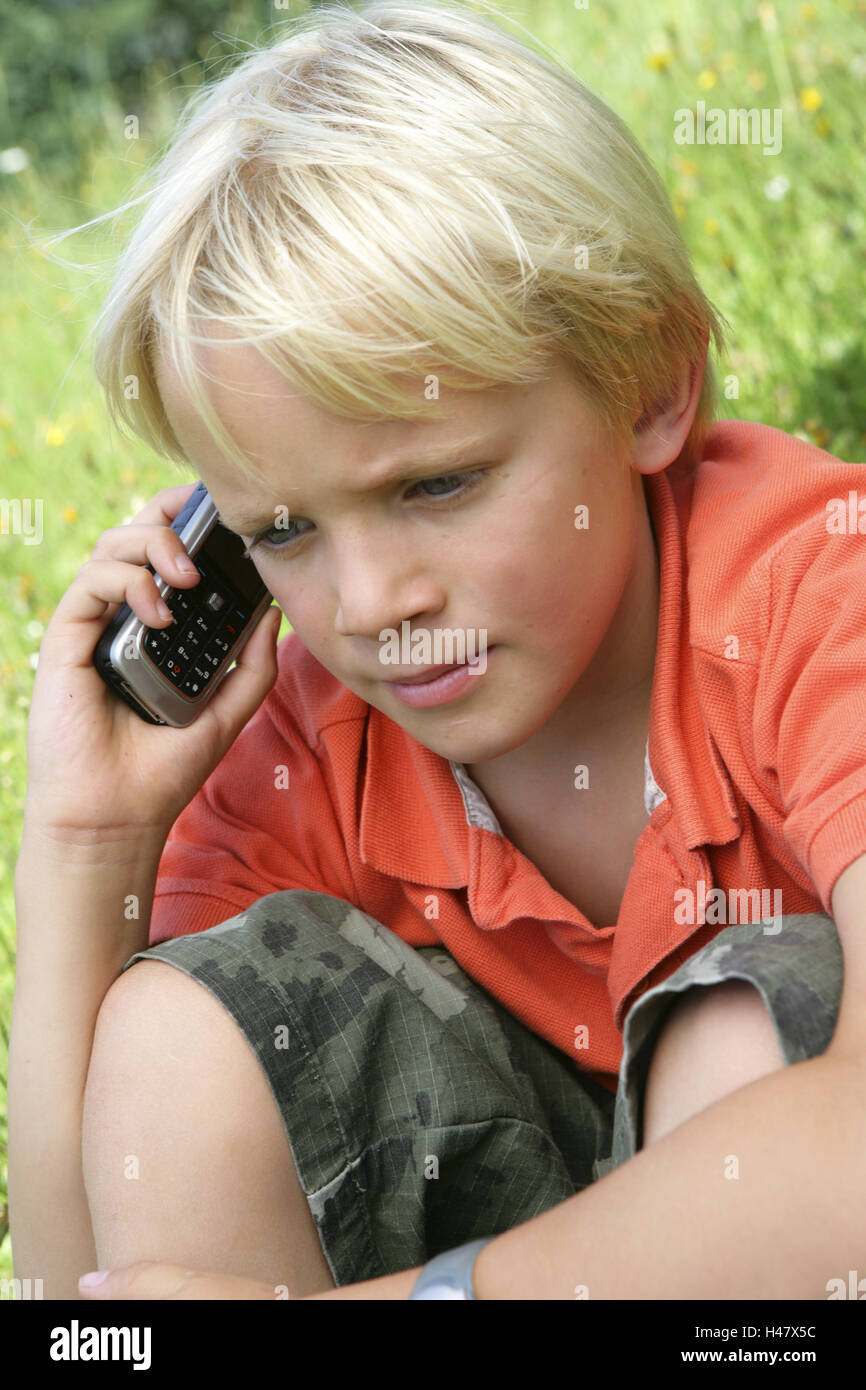 Boy, mobile phone, call up, portrait Stock Photo - Alamy