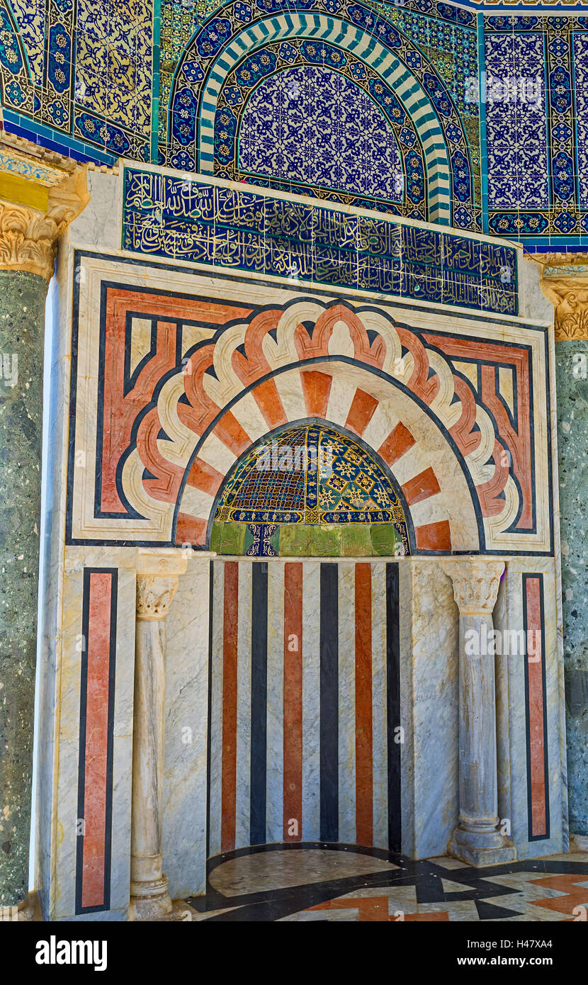 Mihrab dome hi-res stock photography and images - Alamy