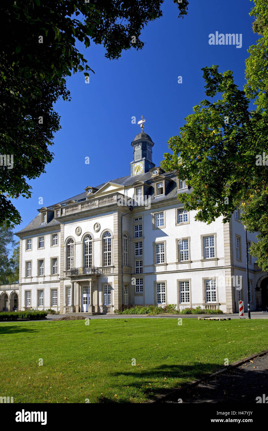 Germany, Hessen, Northern Hessen, Wabern, park, hunting lodge Stock ...