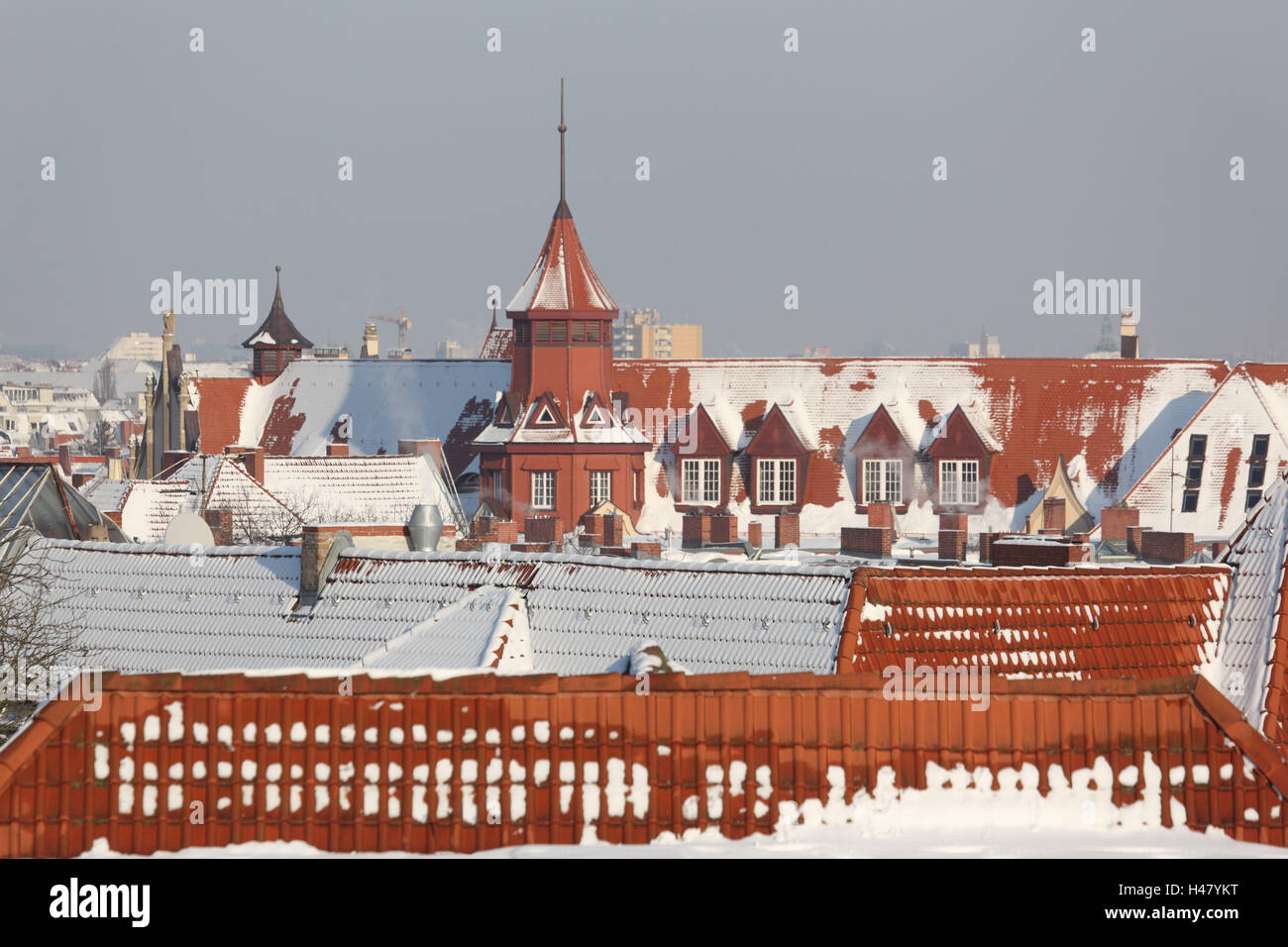 Berlin snow hi-res stock photography and images - Alamy