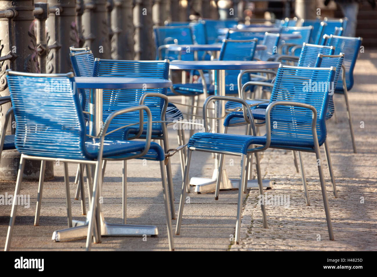 Berlin, Spree shore, street café, chairs Stock Photo - Alamy