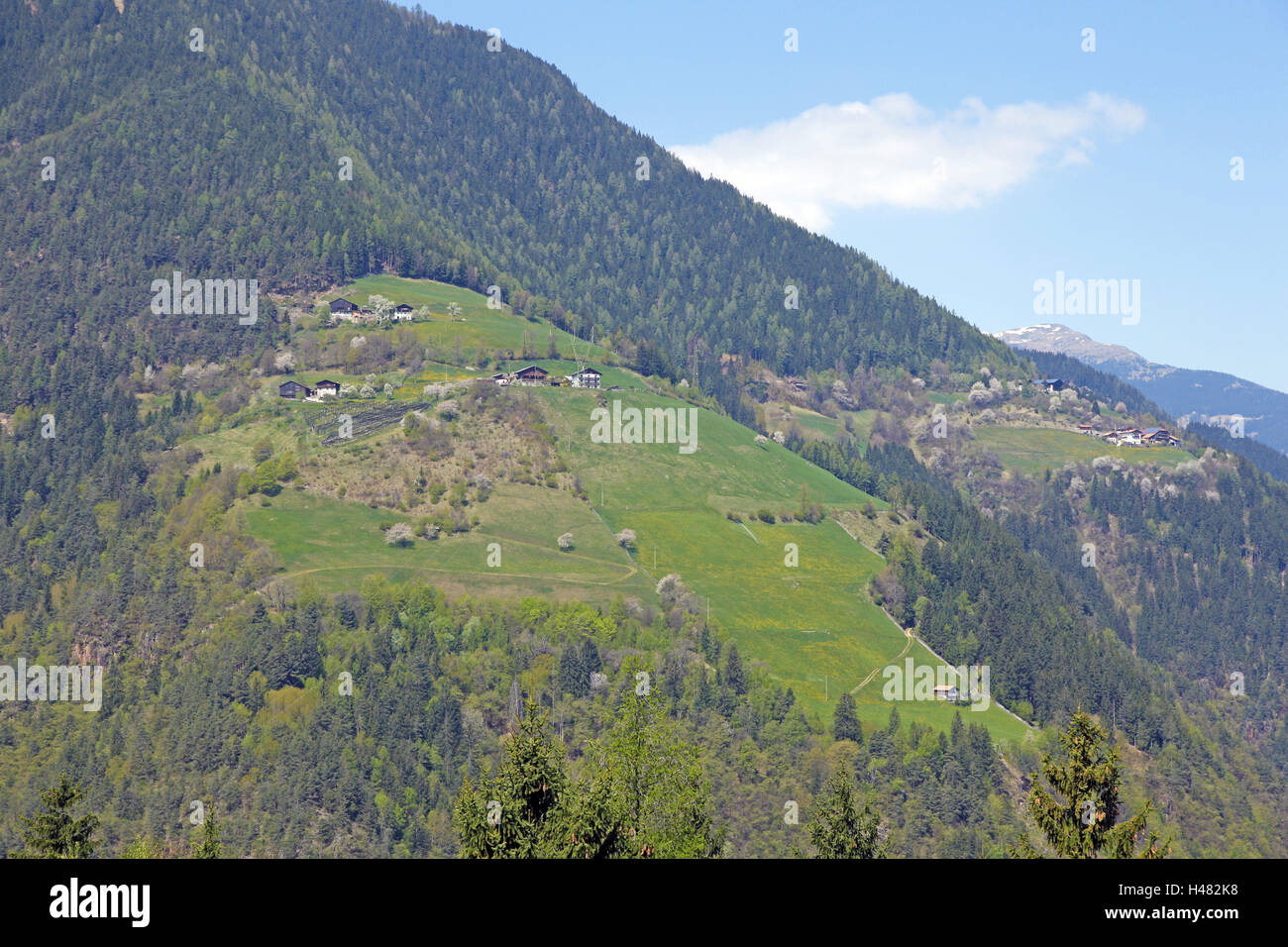 South Tyrolean mountain farms Stock Photo - Alamy