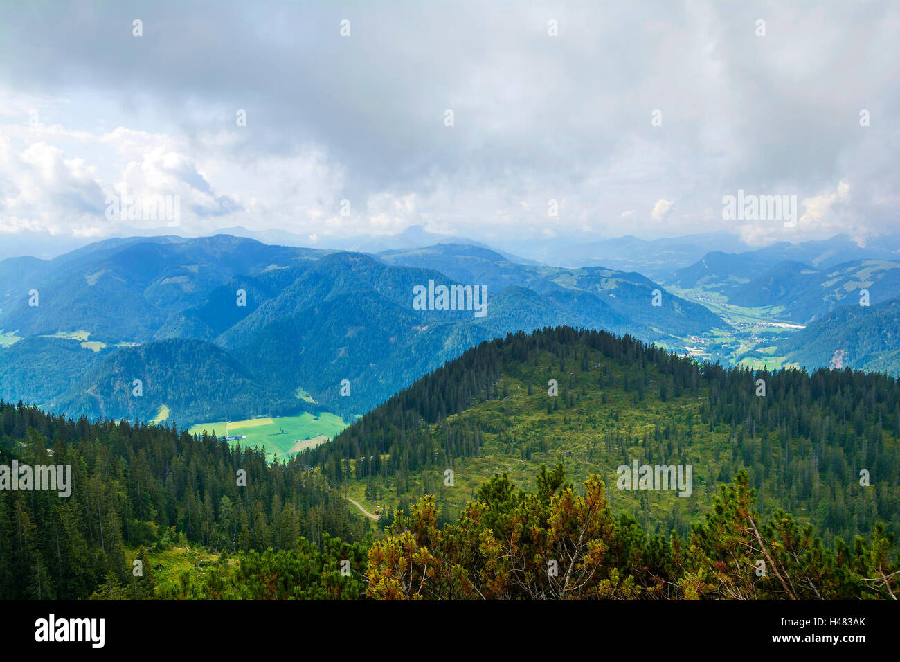 Beautiful landscape in Steinplatte mountain, Waidring, Bavarian Alps ...