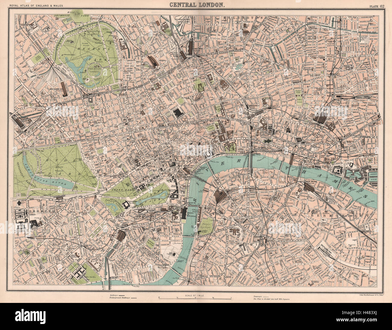 Central london antique town city hi-res stock photography and images ...
