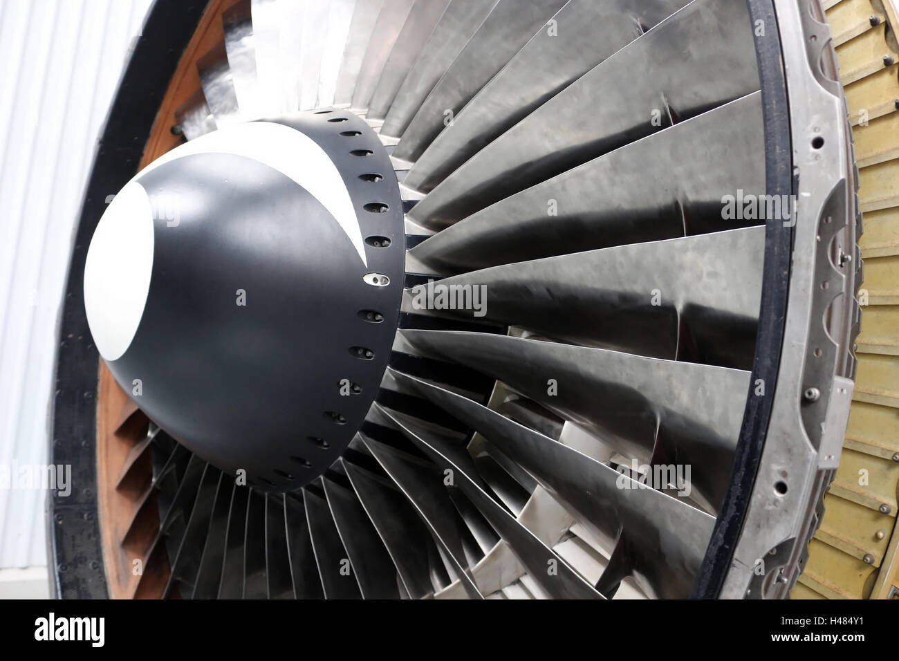 Combustion turbine hi-res stock photography and images - Alamy