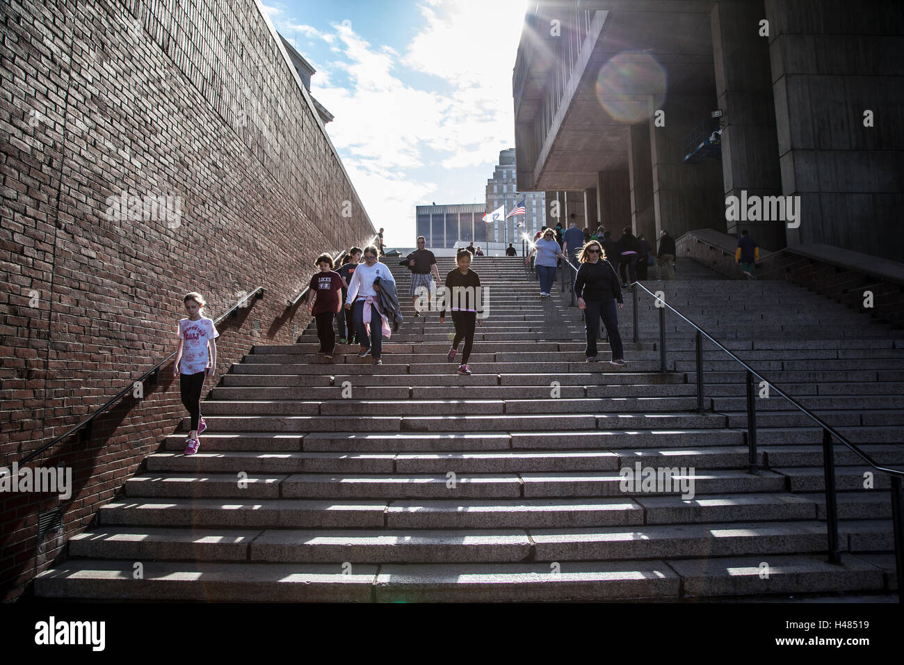 Man walking streets usa hi-res stock photography and images - Alamy
