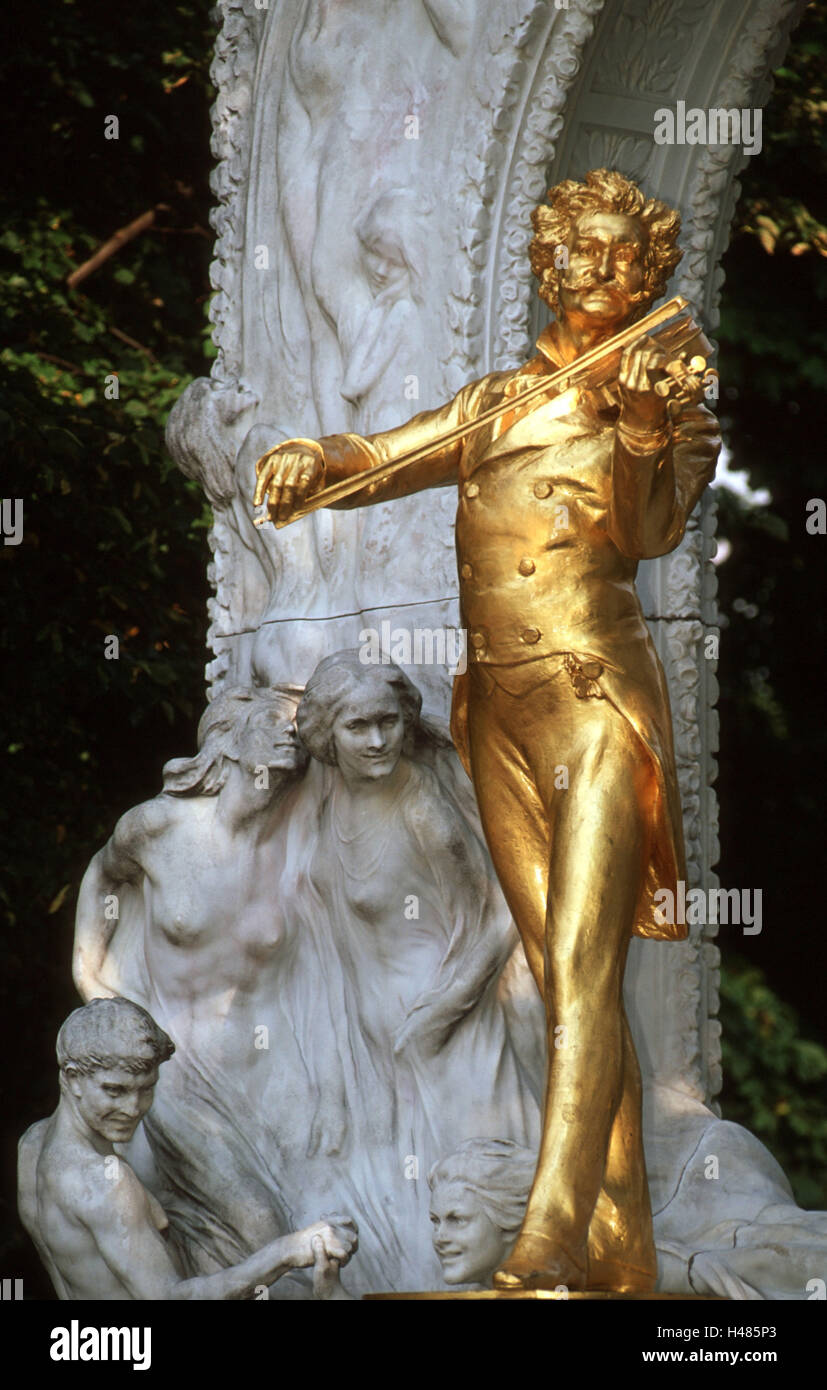 Austria, Vienna, town park, Johann Strauss monument Stock Photo - Alamy