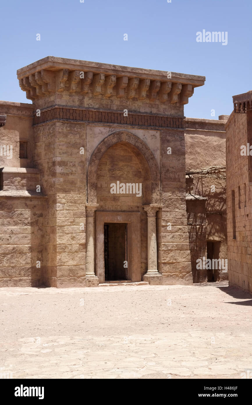 African structure hi-res stock photography and images - Alamy