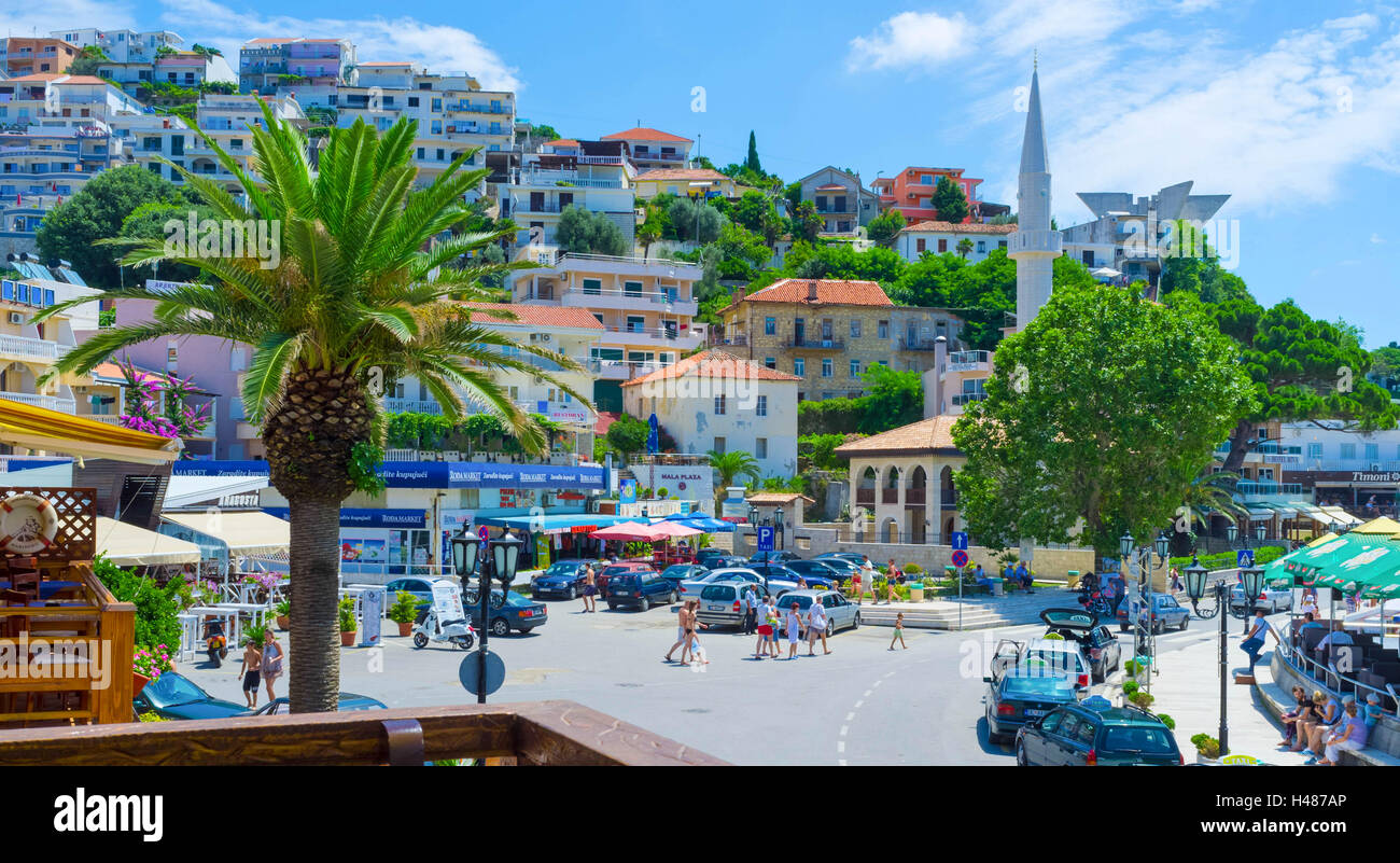 The central promenade with the Sailor Mosque and the city on the hill ...