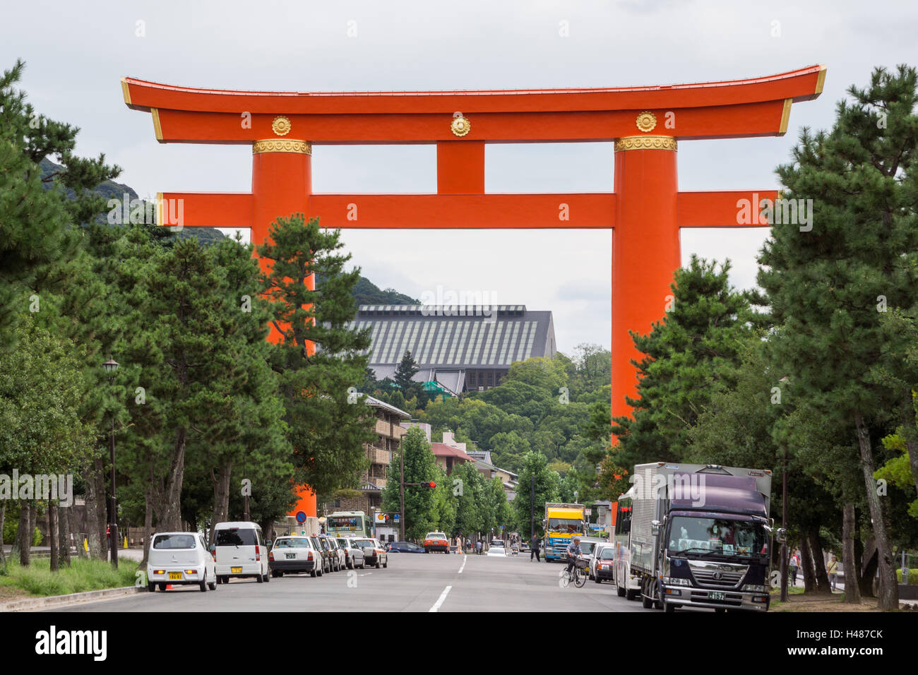 Giant vermillion Torii on the street leading to Heian Shrine Stock ...
