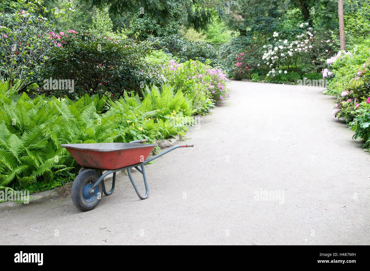 Barrow park hi-res stock photography and images - Alamy