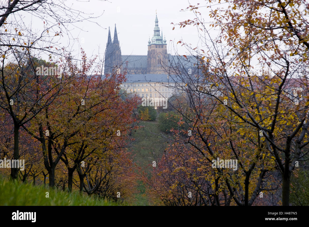 Czech Republic, Prague, Prague castle, outside, Hradschin, castle ...