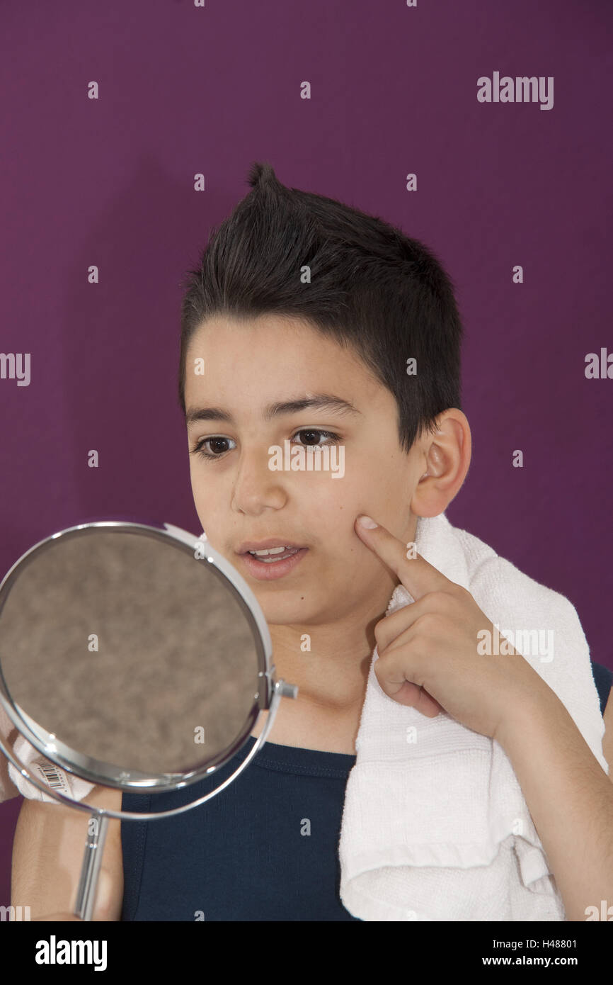 Teenagers boy, reflector, look look, portrait Stock Photo - Alamy