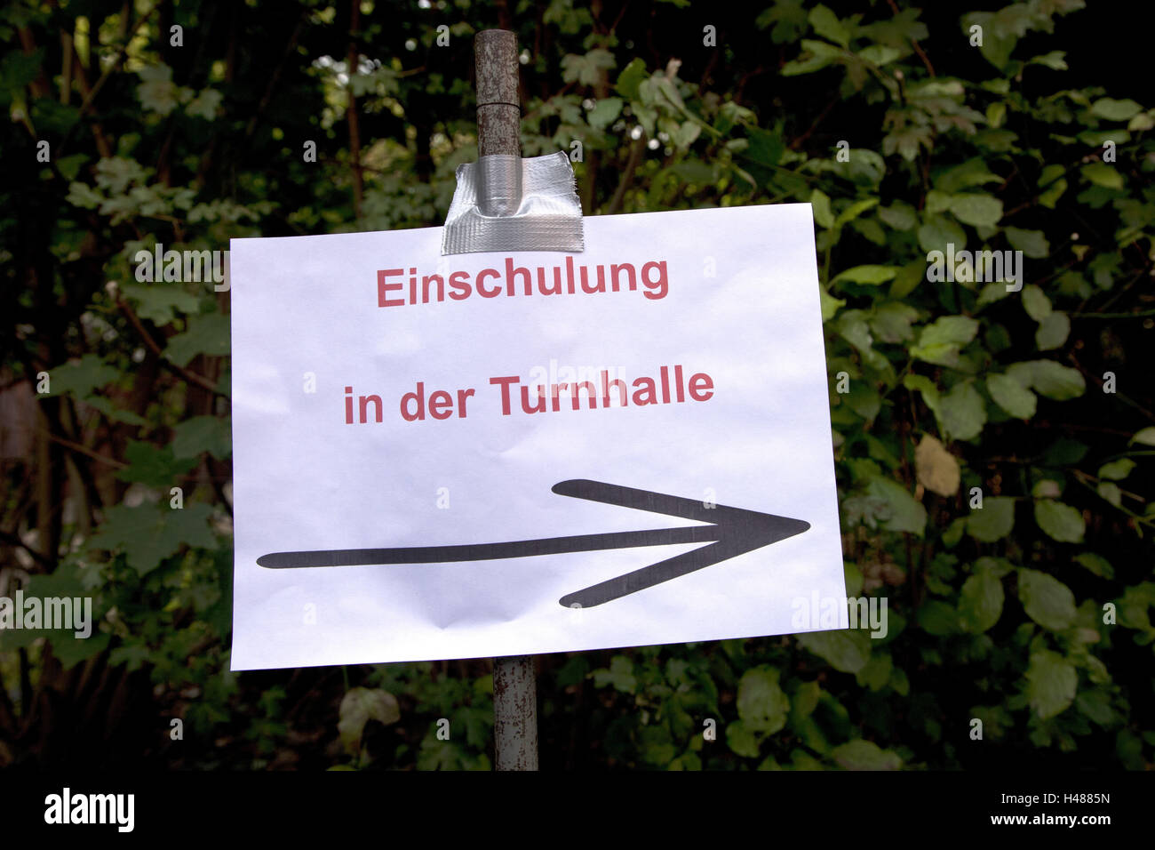 Tip, slip of paper, direction, enrolment Stock Photo - Alamy