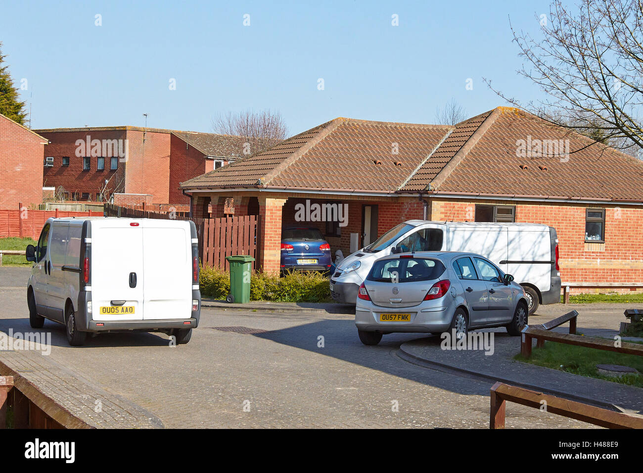 The Walton Court area of Aylesbury Stock Photo - Alamy