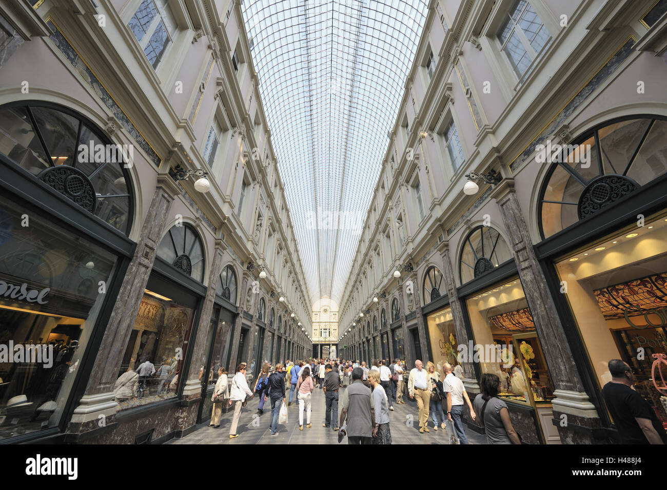 Gallery you Roi, Galeries Royales, Saint-Hubert, Brussels, Belgium ...