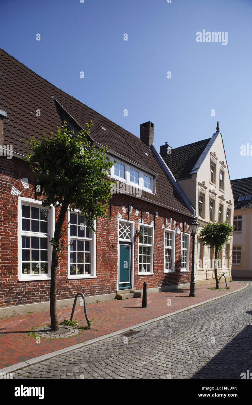 Germany, Lower Saxony, Leer (town), Old Town, facades Stock Photo - Alamy