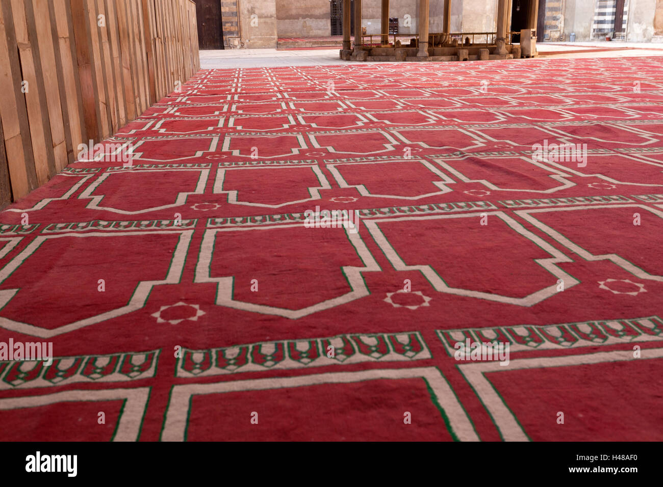 Egypt, Cairo, Mosque-Madrassa of Sultan Hassan, prayer mat Stock Photo ...