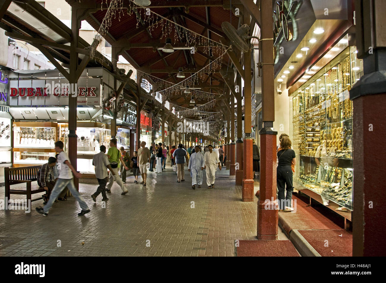Dubai Old Souk Stock Photos & Dubai Old Souk Stock Images - Alamy