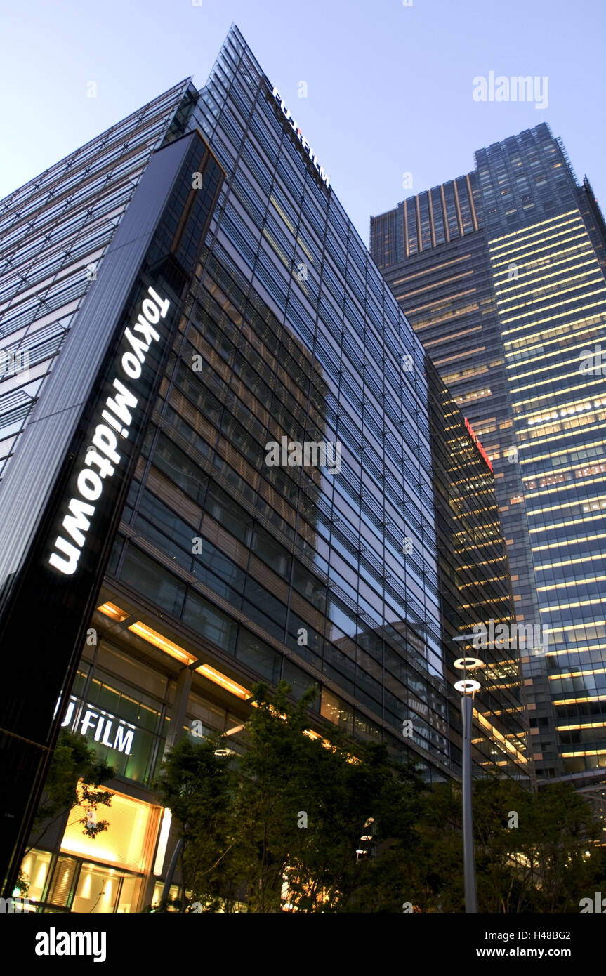 Japan, Tokyo, part town Roppongi, Midtown west, Midtown Tower, sign ...