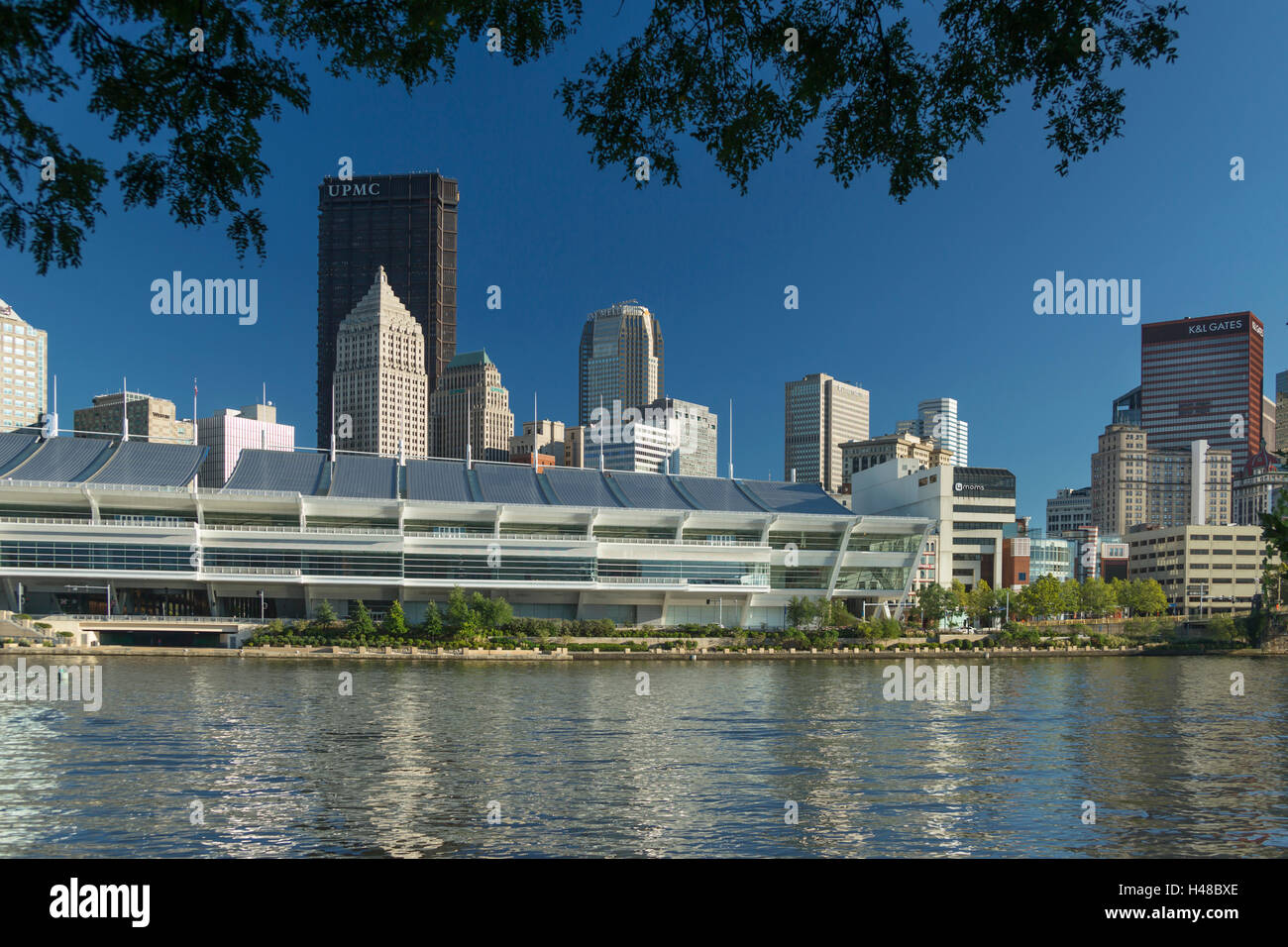 DAVID LAWRENCE CONVENTION CENTER (©RAFAEL VINOLY 1999) ALLEGHENY RIVER ...