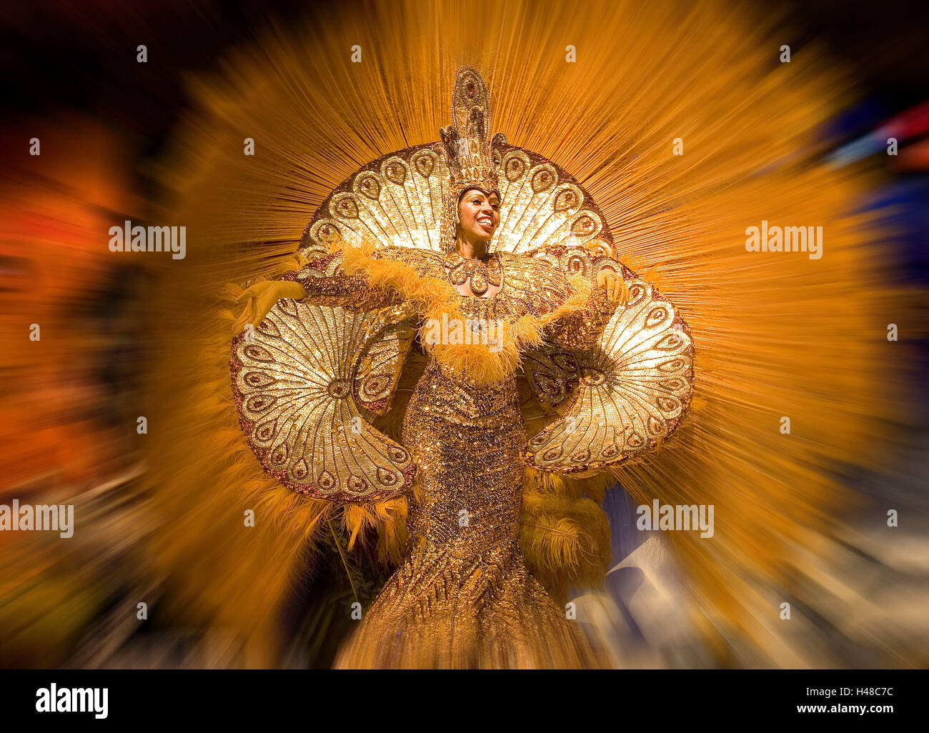 Brazil, Rio de Janeiro, samba dancer, motion, no model release, South ...