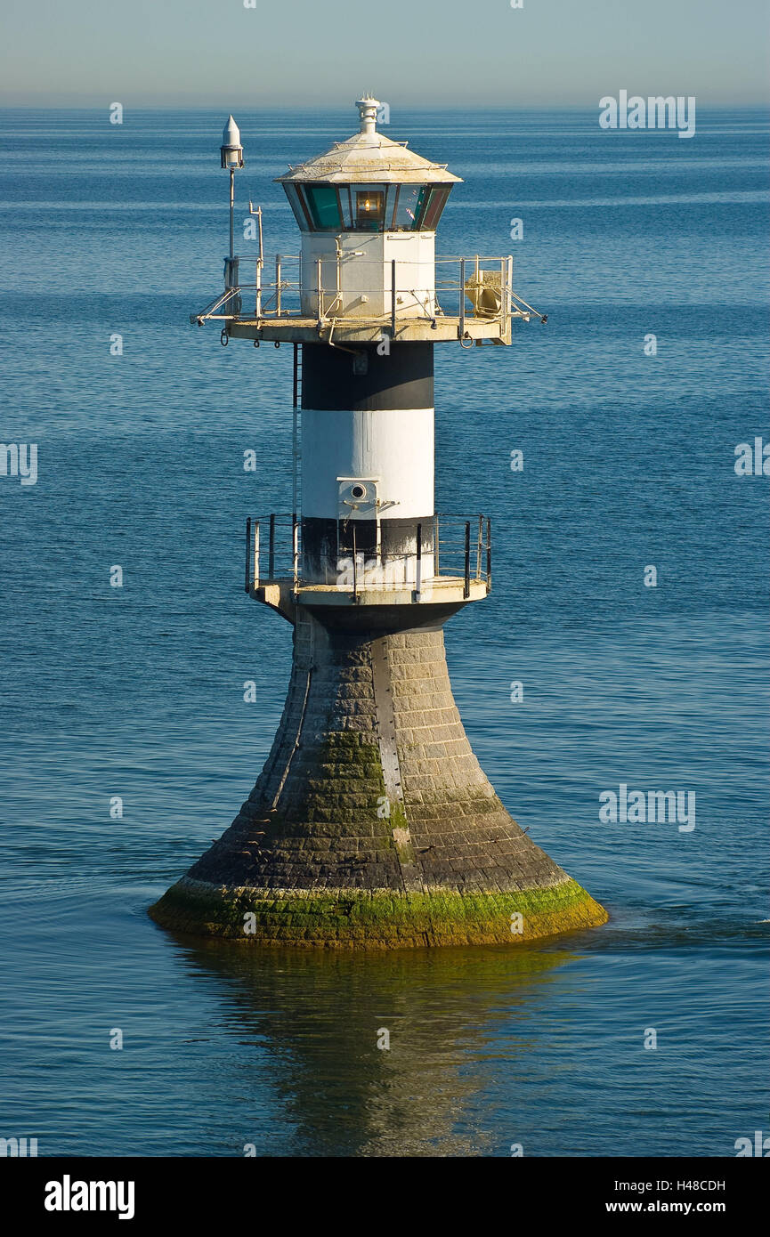 Offshore leuchtferer hi-res stock photography and images - Alamy